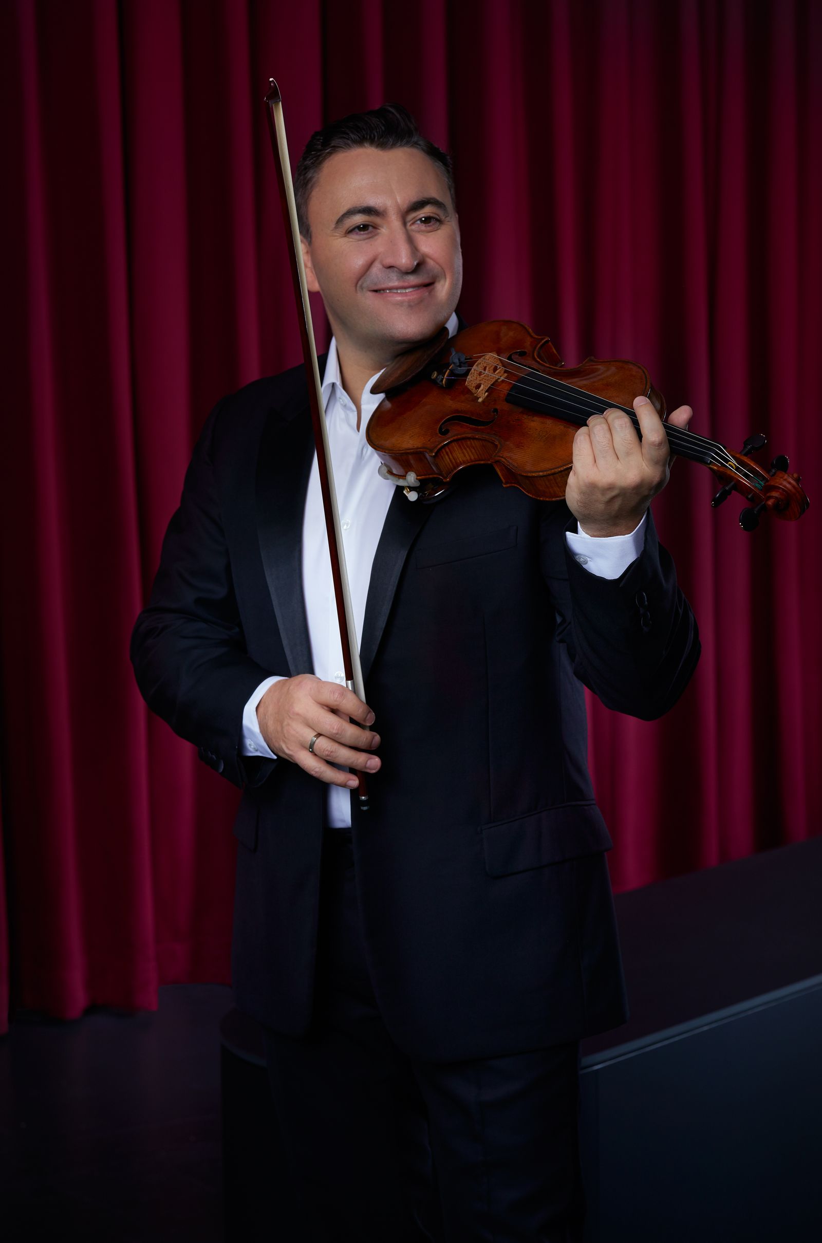 Maxim Vengerov in interview: 40+ years on stage